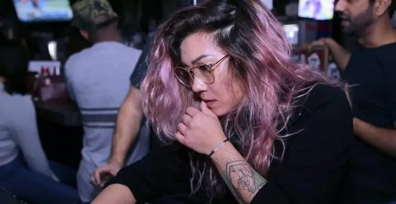 After a Tumultuous Year, DJ Sarah Battle Is Back With a New Residency ...
