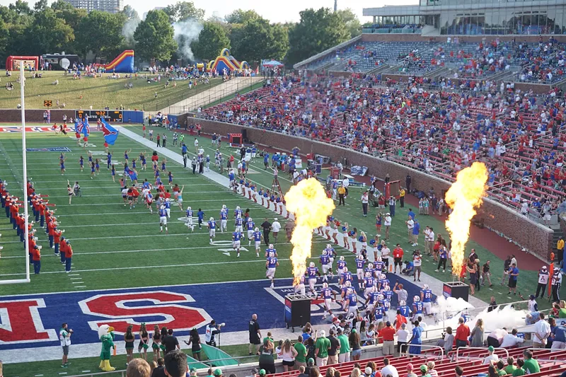 Superfan Paul Layne Hasn’t Missed an SMU Football Game Since 1972 ...