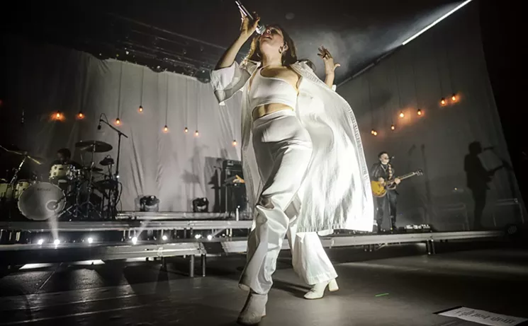 Maggie Rogers Has Kept Audiences Hearts Since First Stunning Pharrell ...