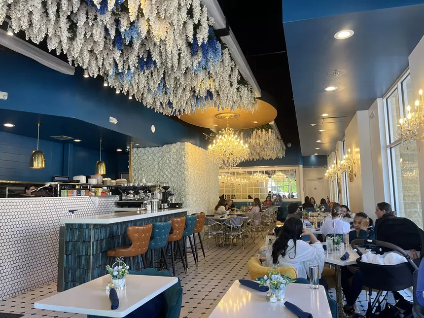 Bloom Lounge in Plano Serves the Fluffiest Pancakes in North Texas ...