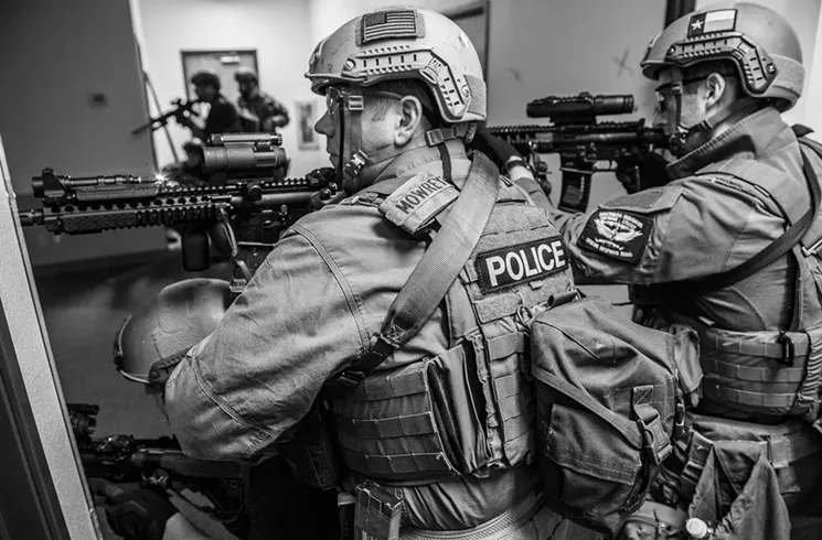 SWAT Officers Team Up to Provide Firepower for Southern Dallas Suburbs ...