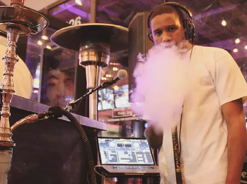 It's a Boozy Yuppie Party at DJ Master Jeffrey's 'Successful Sunday ...