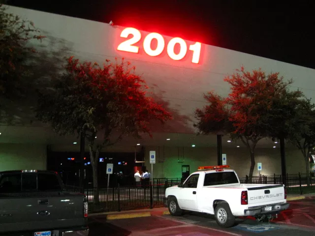Escapade 2001 | Northwest Dallas | Bars and Clubs, Music Venues | Music