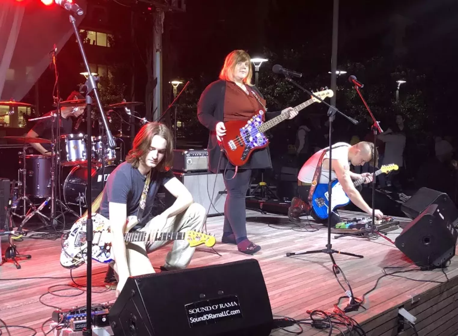 Review: Pseudo Stereo Showcase Featuring Picnics, Rei Clone and William ...