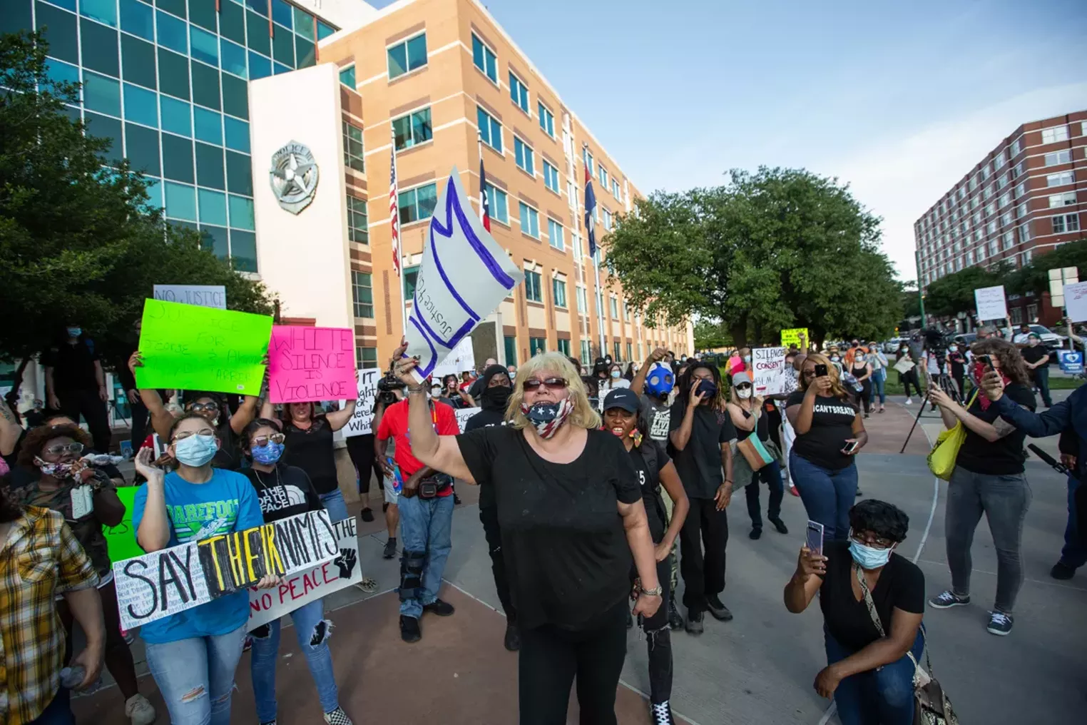Dallas Rallies for Solidarity in Protest | Dallas Observer